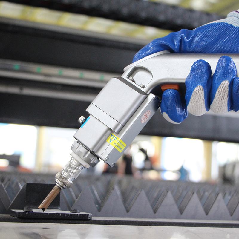 1000W hand held（handheld ）fiber laser welding machine from China ...