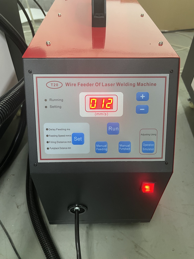 Hand-held laser welding machine with raycus continuous fiber laser and ...